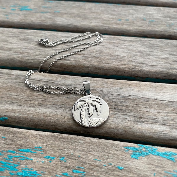 Palm Tree Necklace - Etsy