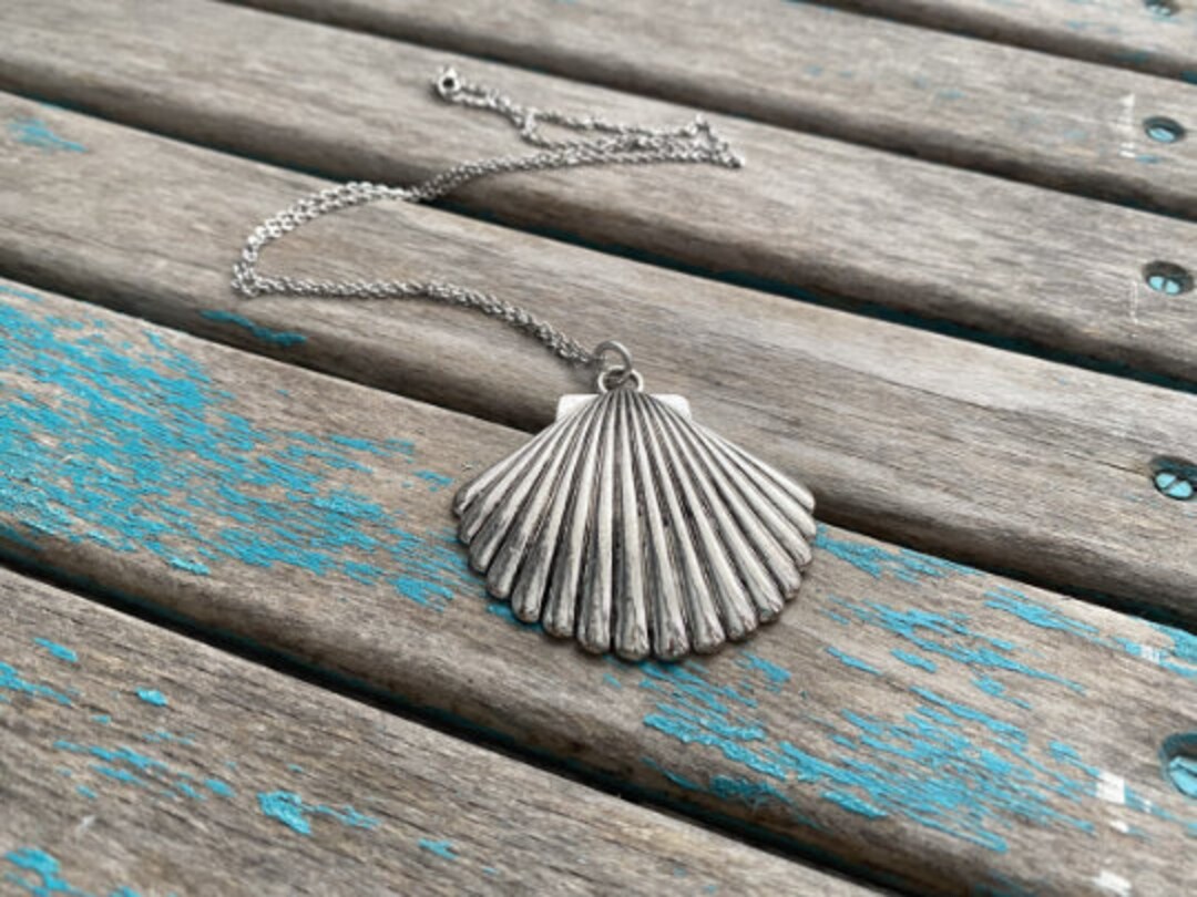 Antique Silver Shell Necklace- SALE Necklace - Etsy