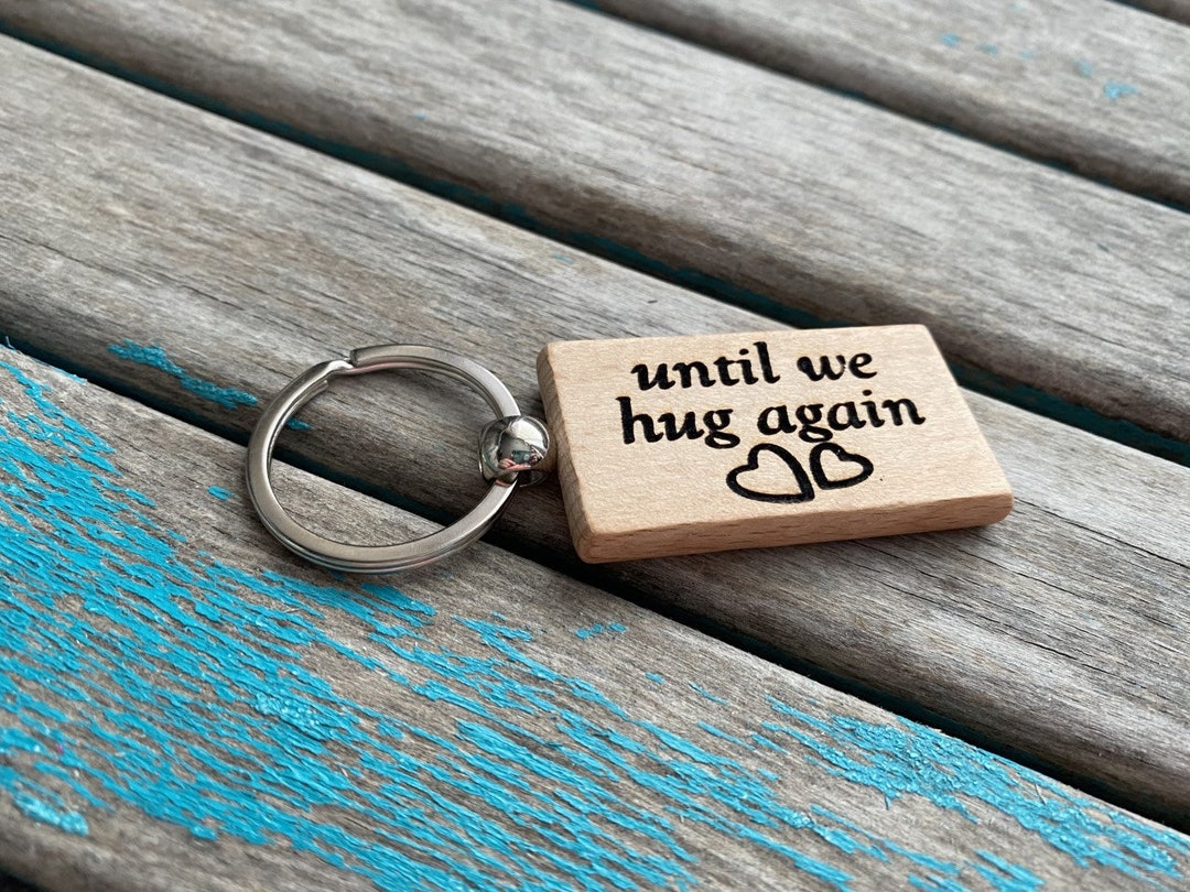 Hug Quote Wood Keychain - Personalized Option Available - Etsy
