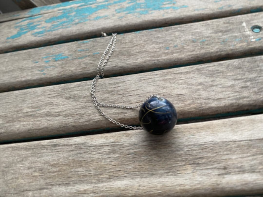 Minimalist Navy Blue With Gold Streaks Bead Necklace - Etsy