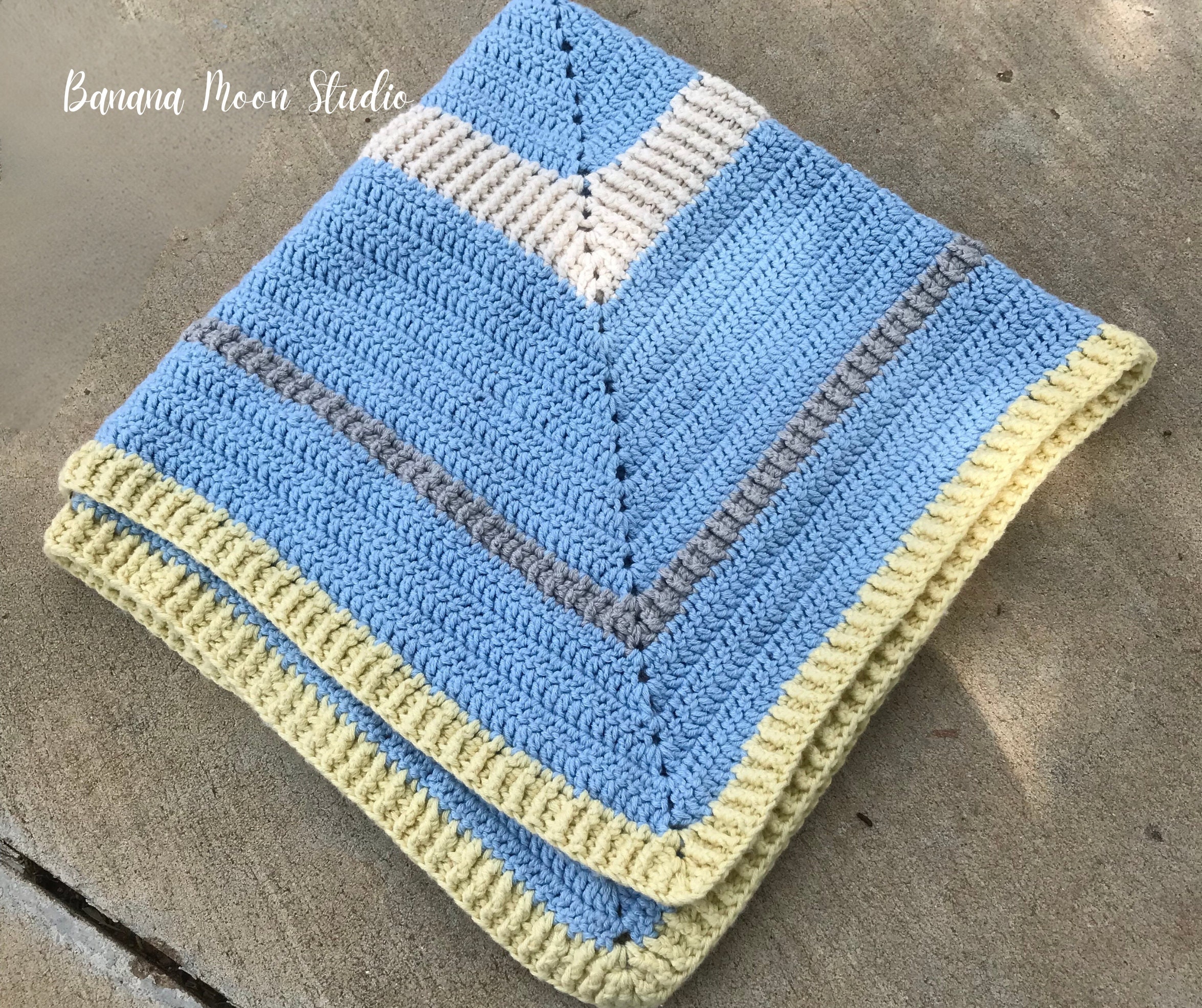 Digital Crochet Pattern for a Center-out Square Baby Blanket - Etsy