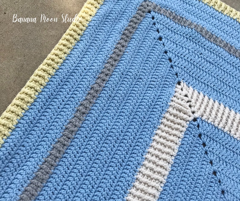 Digital Crochet Pattern for a Center-out Square Baby Blanket - Etsy