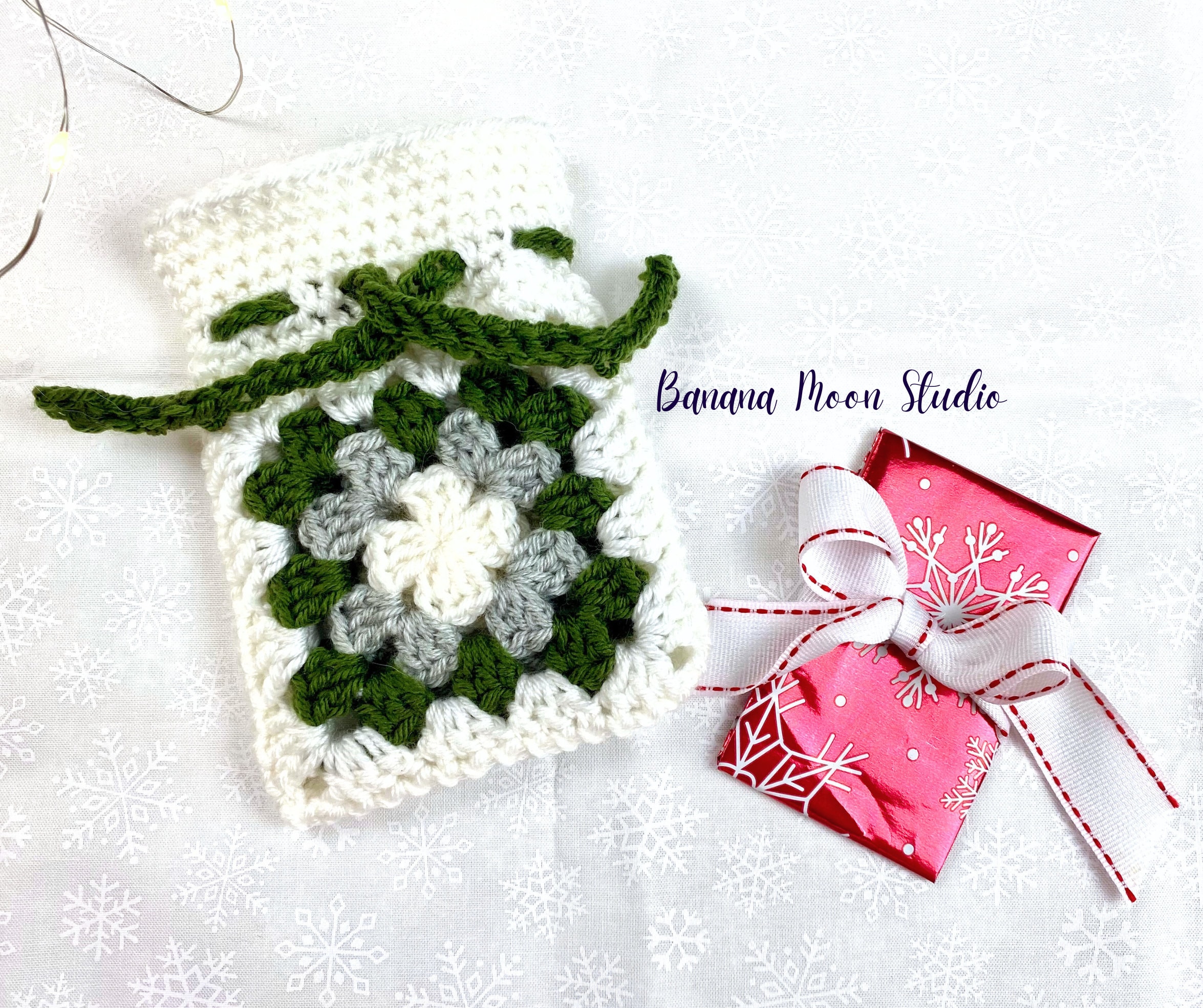Digital Crochet Pattern for a Small Granny Square Drawstring Bag - Etsy