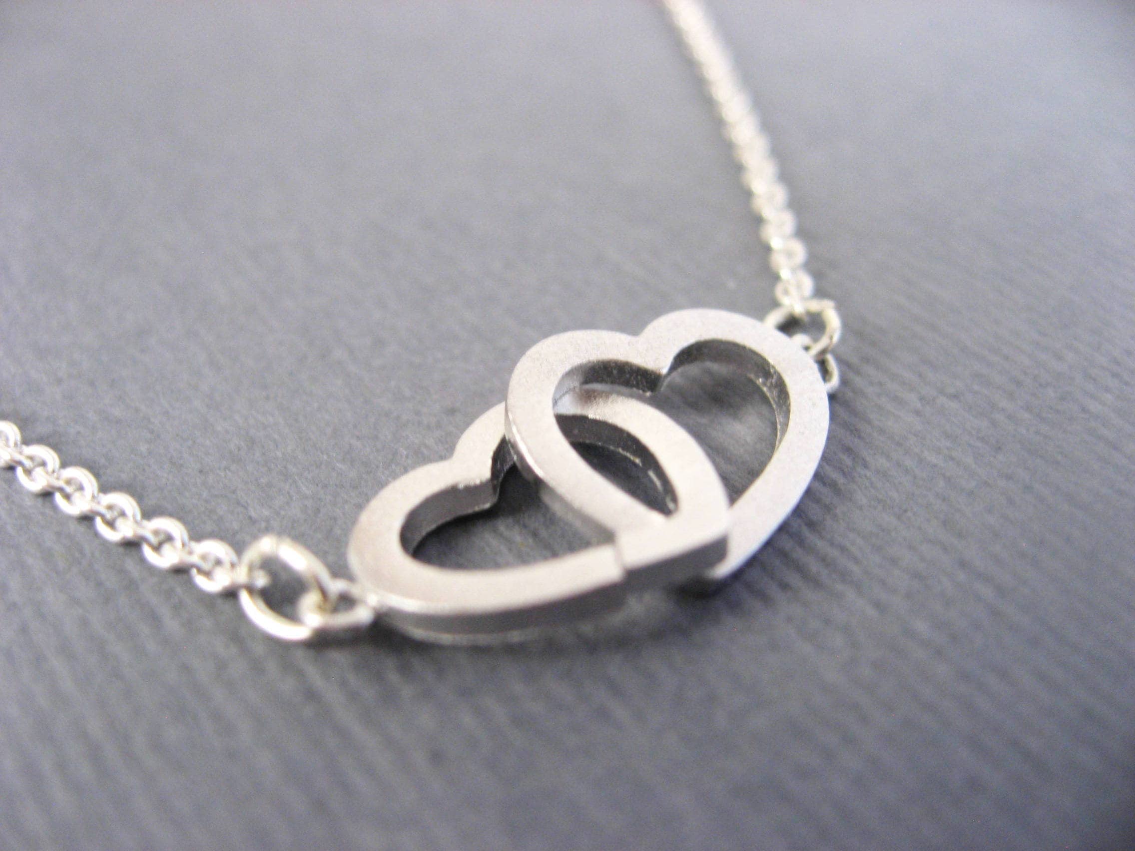 Collar de corazón entrelazado Dainty collar de corazón de - Etsy España