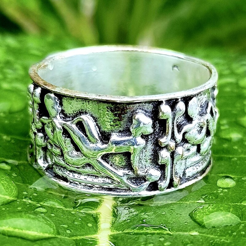 Storyteller Ring - Etsy