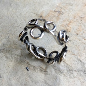Sterling Silver Ring, Wire Ring, Interlaced Circles Ring, Wedding Band ...