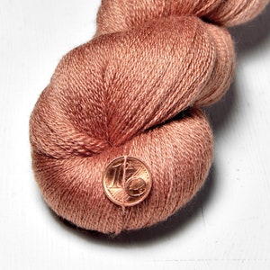 Rotten Chestnut Cream Macaron Merino / Silk / Cashmere Fine | Etsy