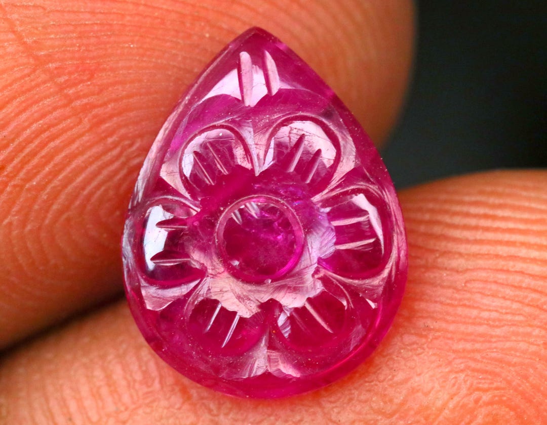 Carved Pear Ruby Gemstone: Glass Field Ruby 3.20 Ct Carving Stone for ...