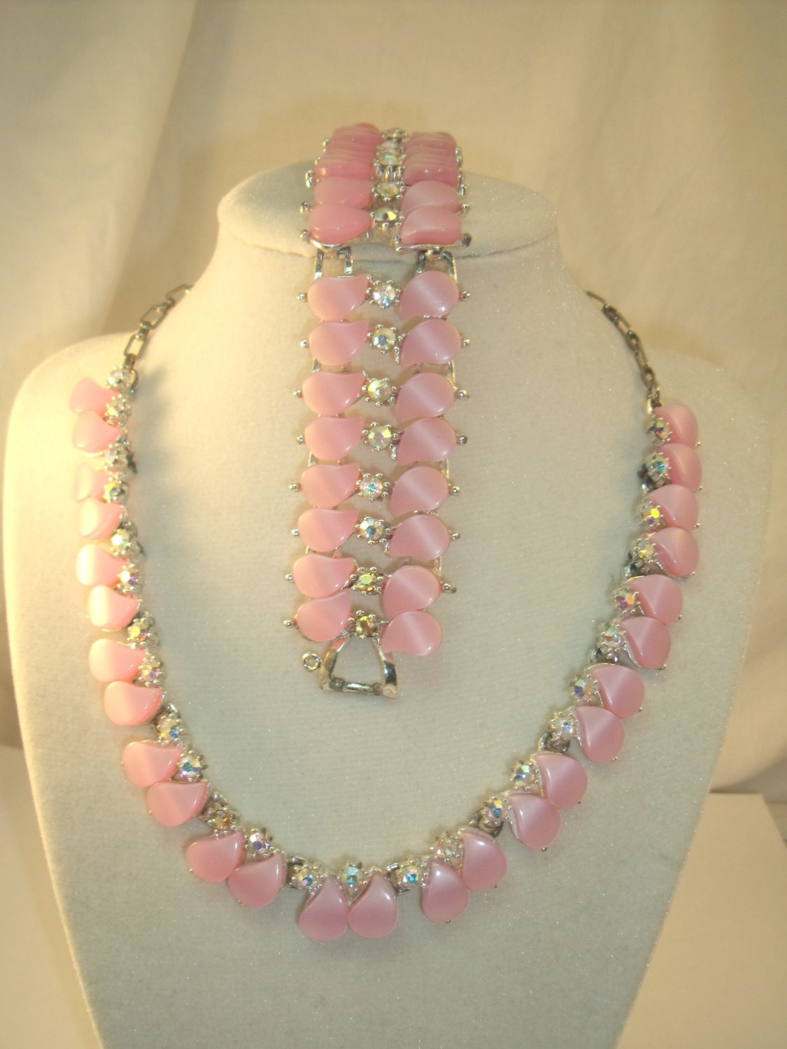 Vintage Rhinestone bracelet and necklace set Pink moon glow | Etsy