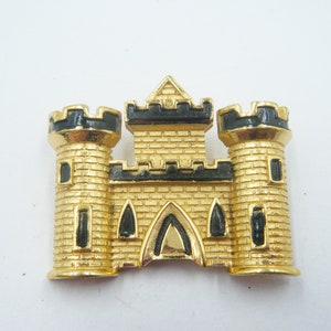 Trifari Castle Brooch - Etsy