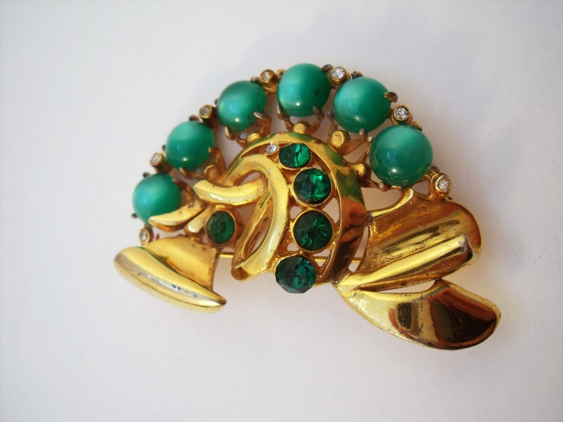 Vintage Forties Fancy Brooch in Green and Gold | Etsy