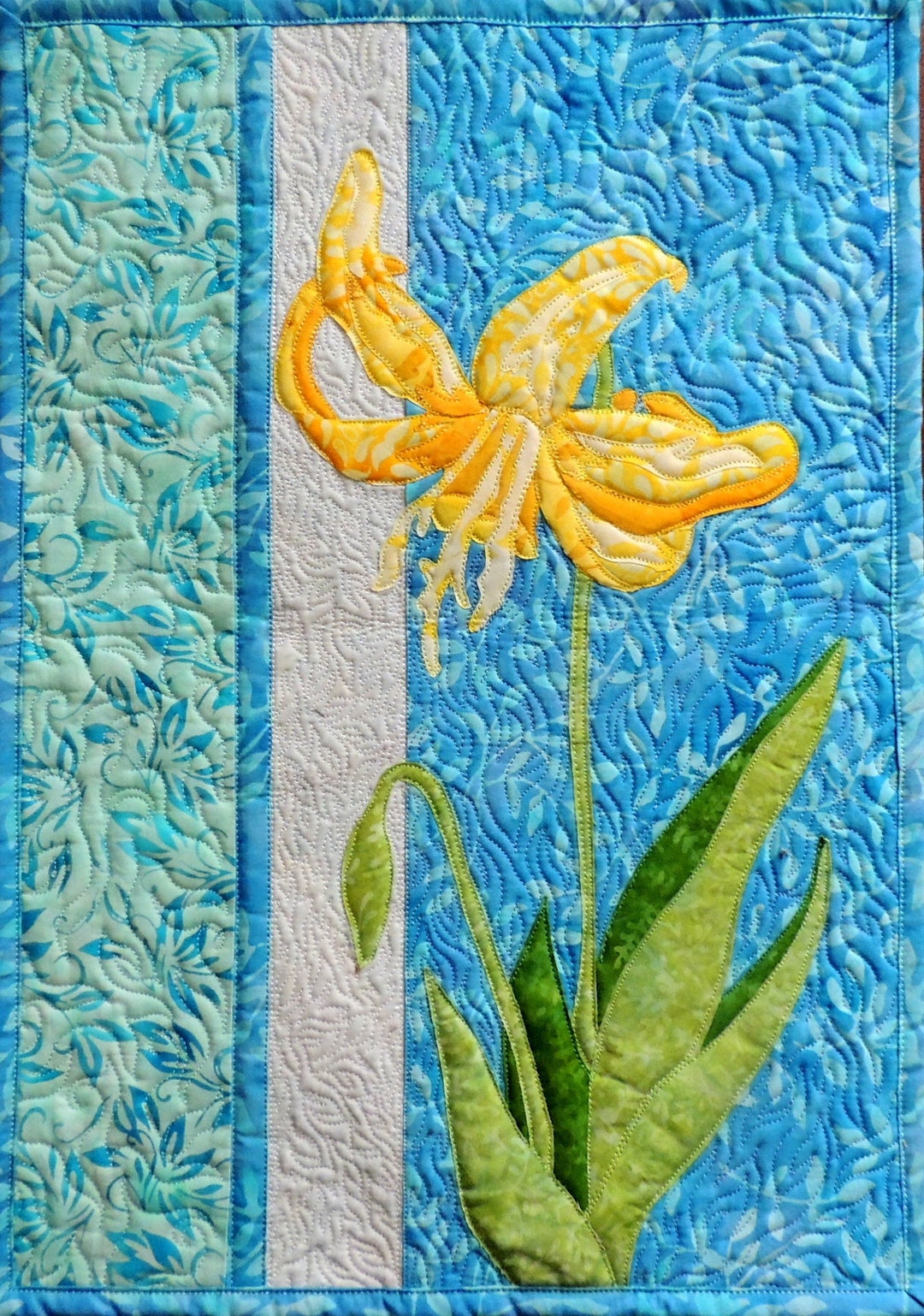 Glacier Lily Applique Wall Quilt Pattern - Etsy