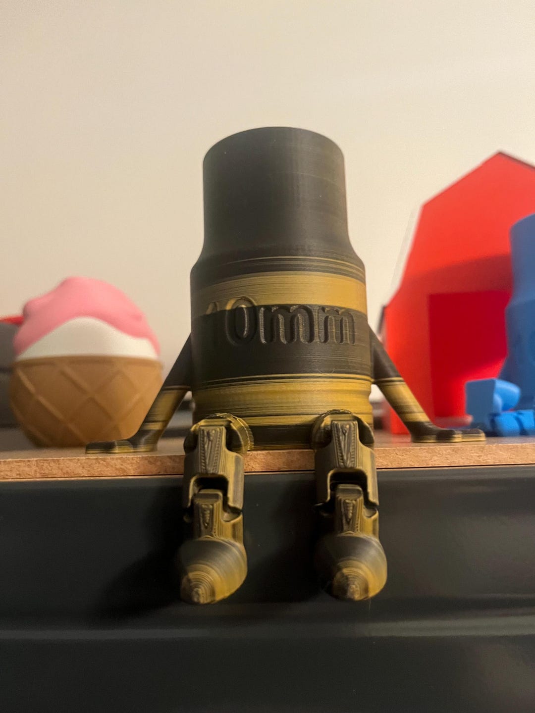 3D Printed Socket Buddy: Decorative Pencil Holder - Etsy