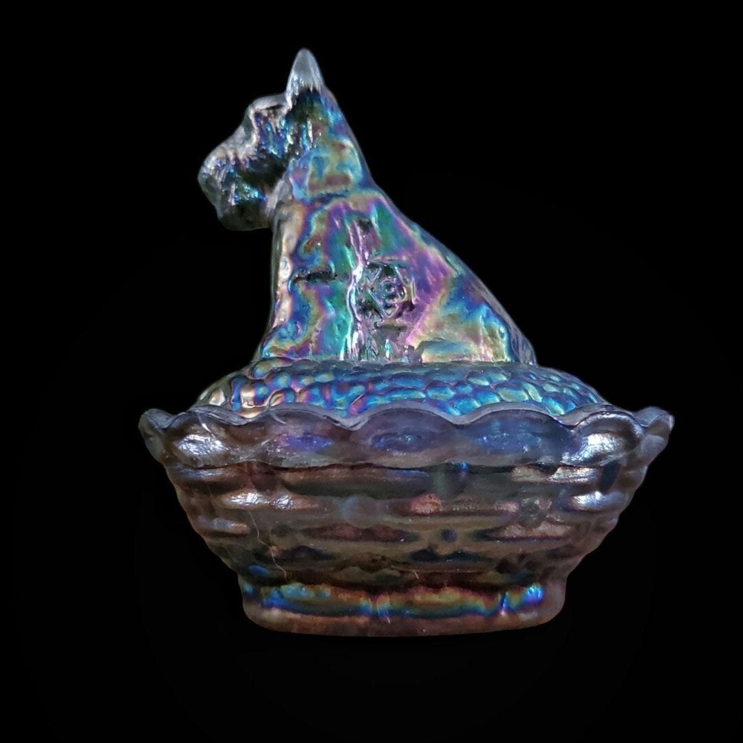 Vintage Boyd Glass Mini Scottie on a Nest in Medley Carnival. - Etsy