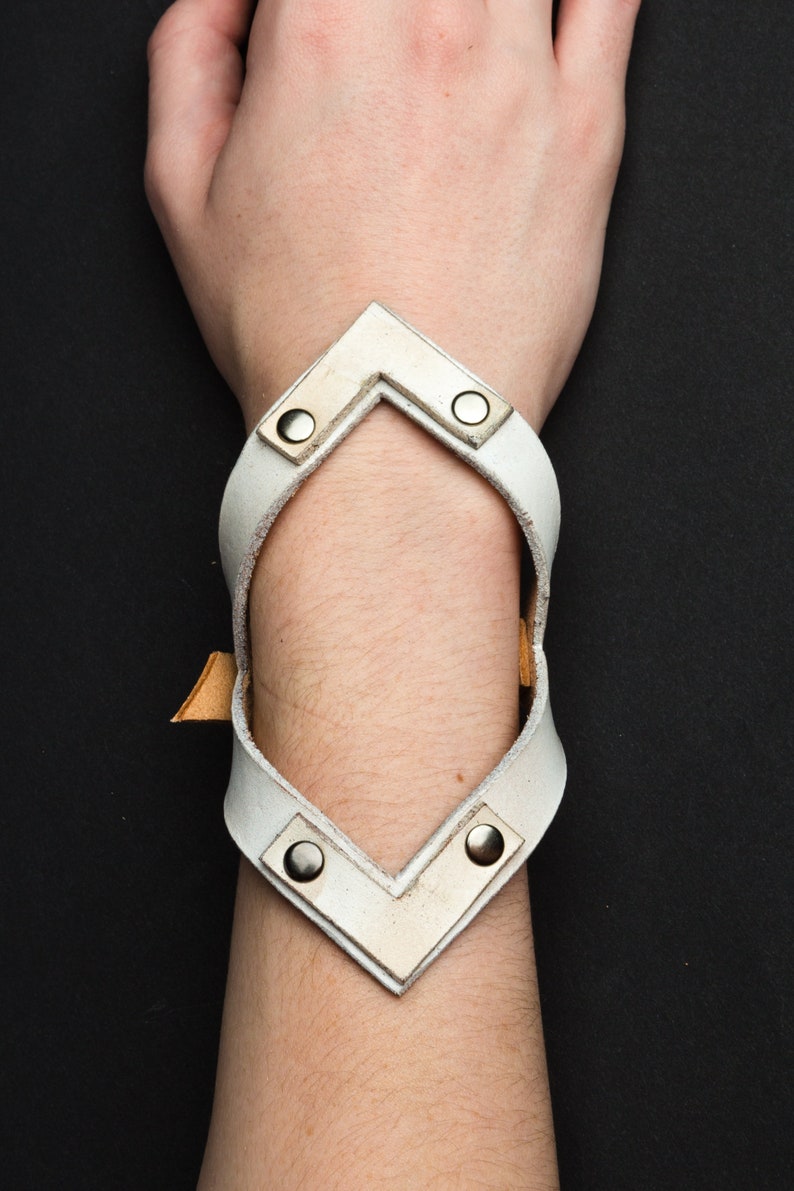 Hishigata diamond Shape Leather Bracelets - Etsy
