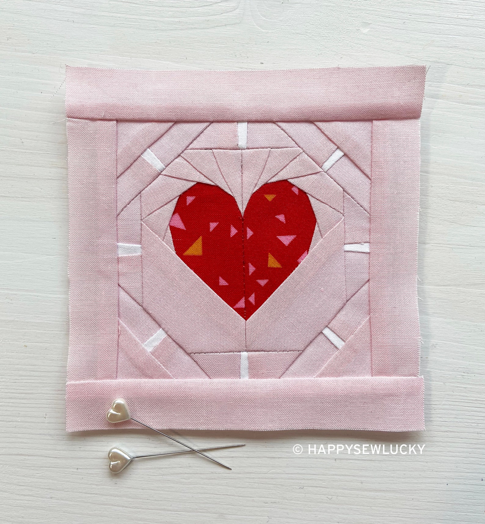 LOVE BURST Block PDF Pattern | Etsy