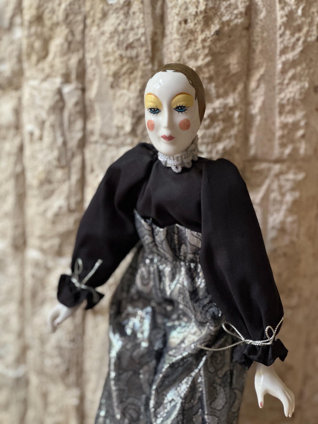 Porcelain Jester Harlequin Clown Doll Figurine | Venetian Pierrot ...