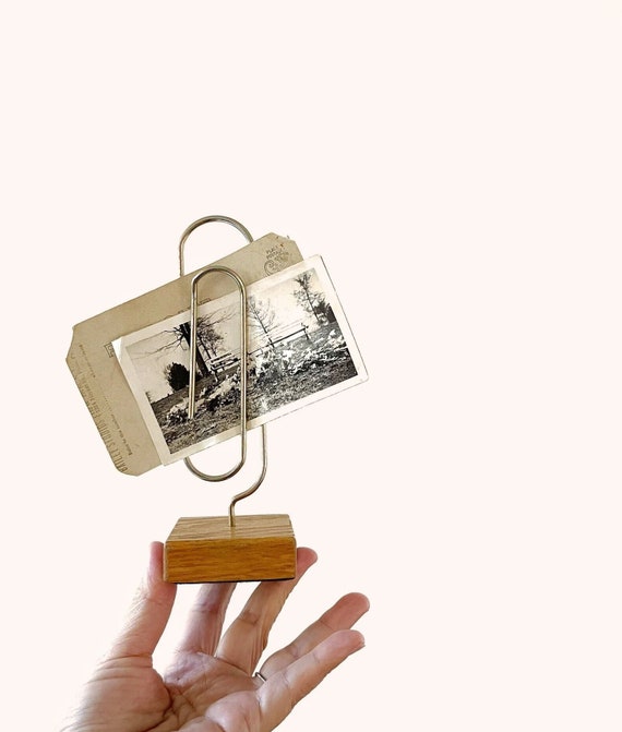 Large Paper Paperclip Stands