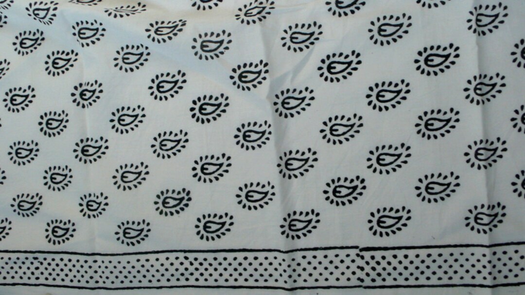 Paisley Temple Print - Pure Cotton Fabric - One Yard - Etsy