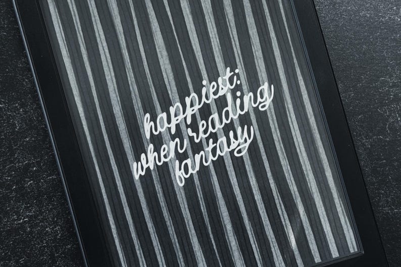 Happiest When Reading Fantasy Aesthetic Kindle Wallpaper Lockscreen E ...