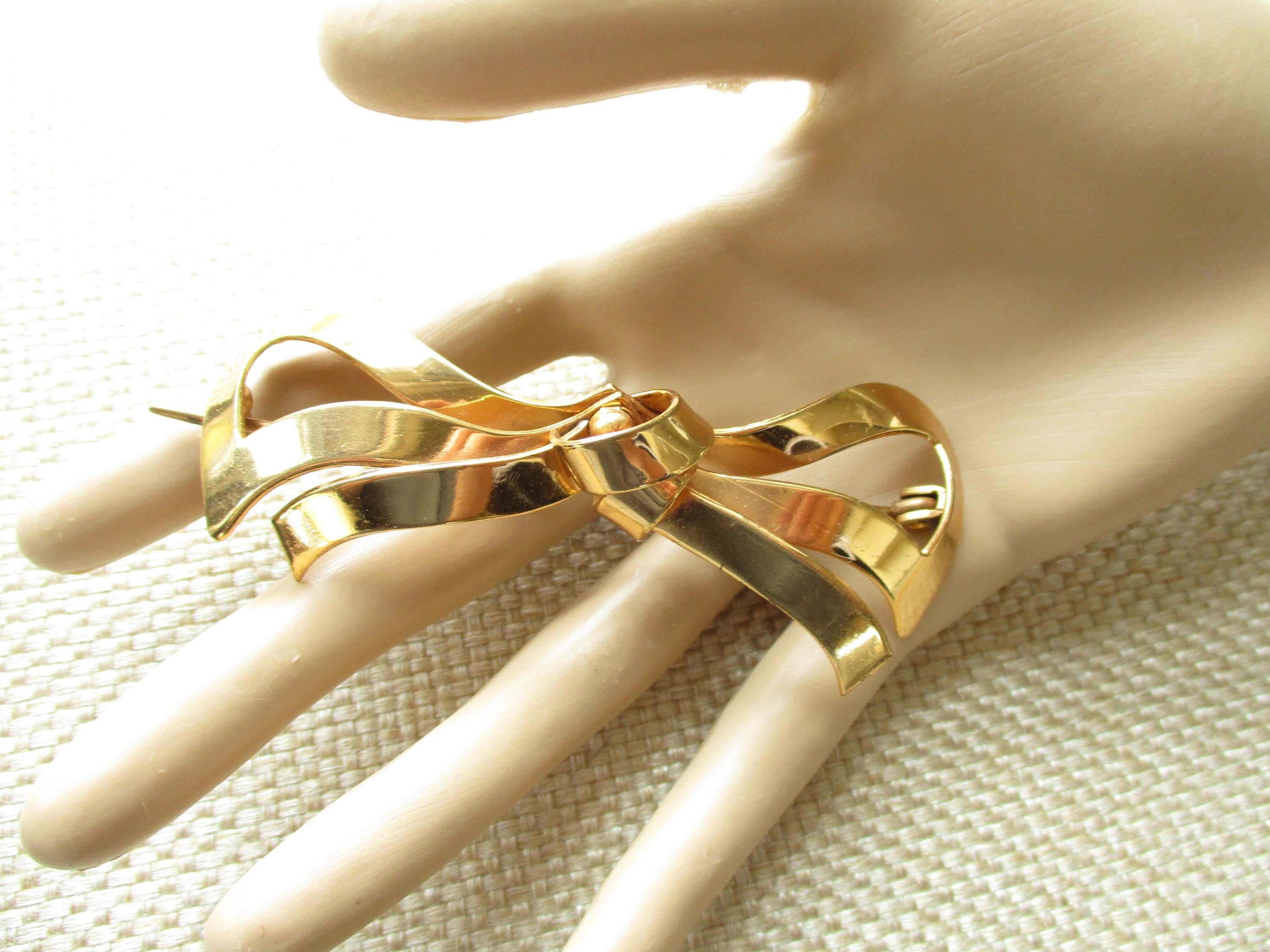 Antique Ribbon Bow Rings