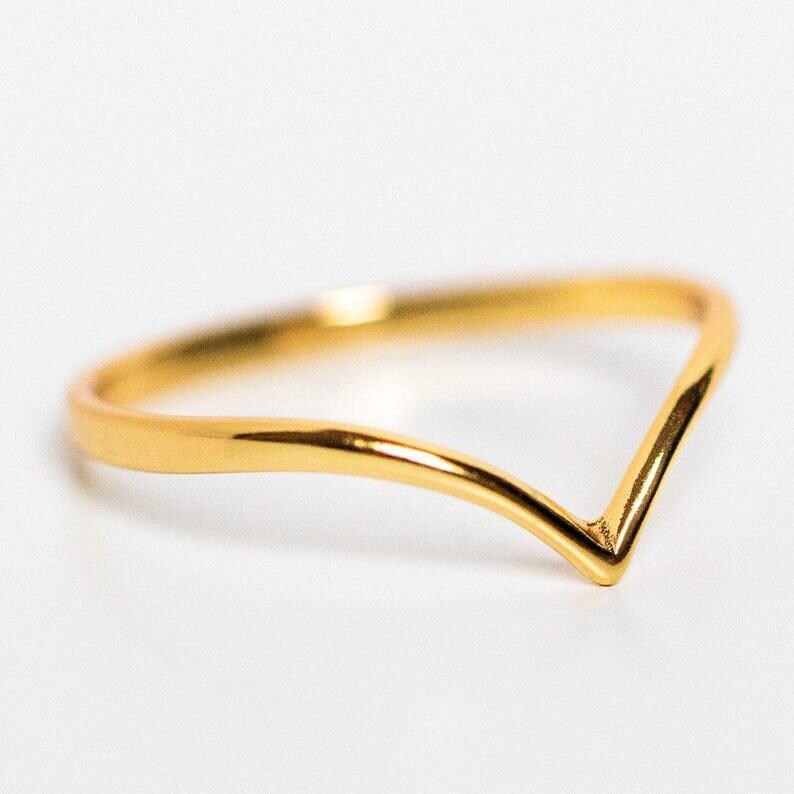 V Shape Band, Minimalist Wedding Band, Delicate Engagement Band, 14K ...