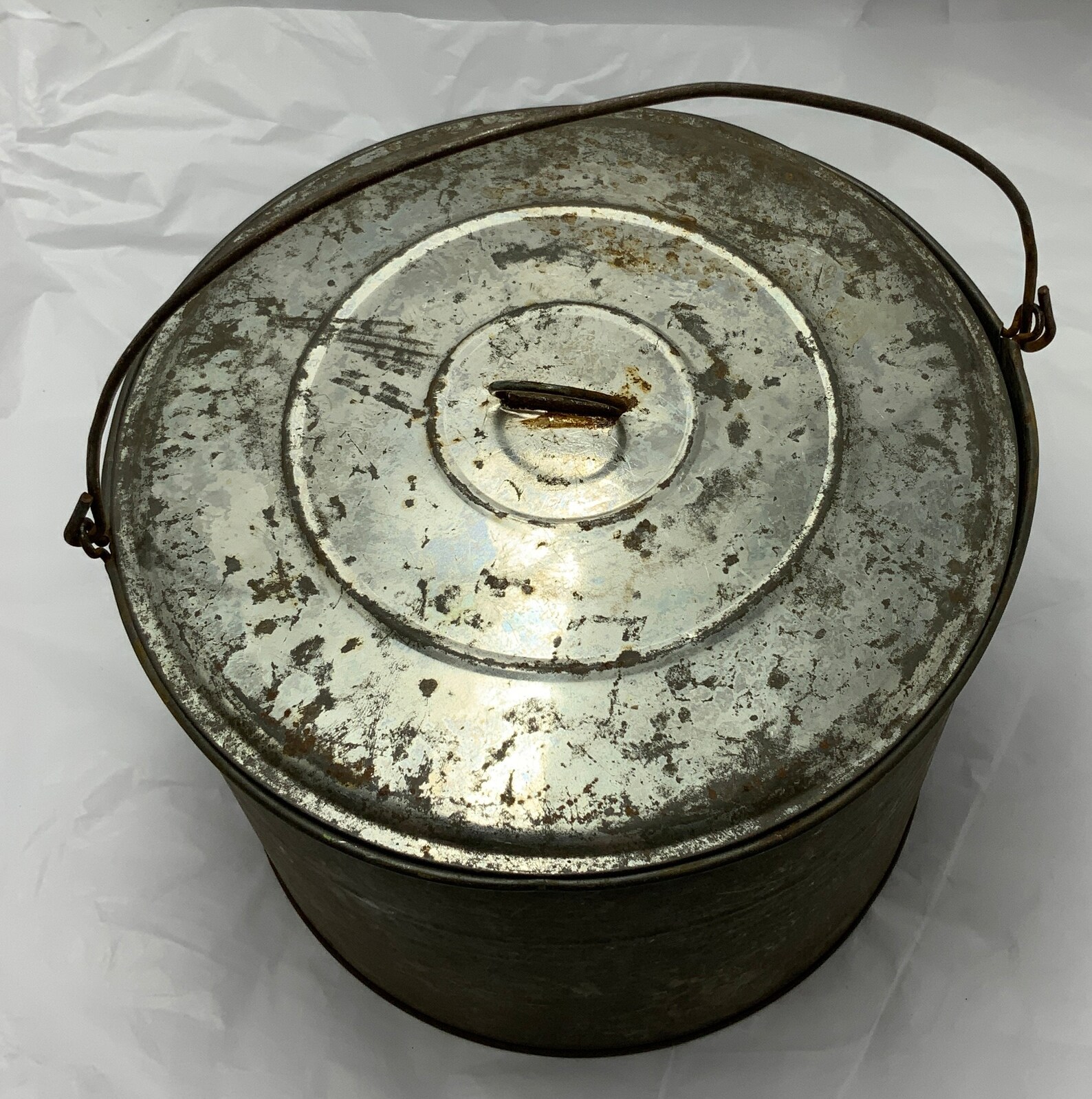 Antique Tin Lunch Pail / Berry Bucket With Lid - Etsy