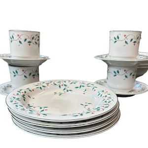 Holly Lace 20 Pc Dining Christmas Set, Ming Pao, Vintage - Etsy