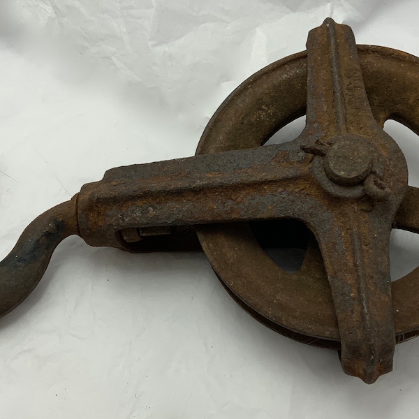 Antique Hoist - Etsy