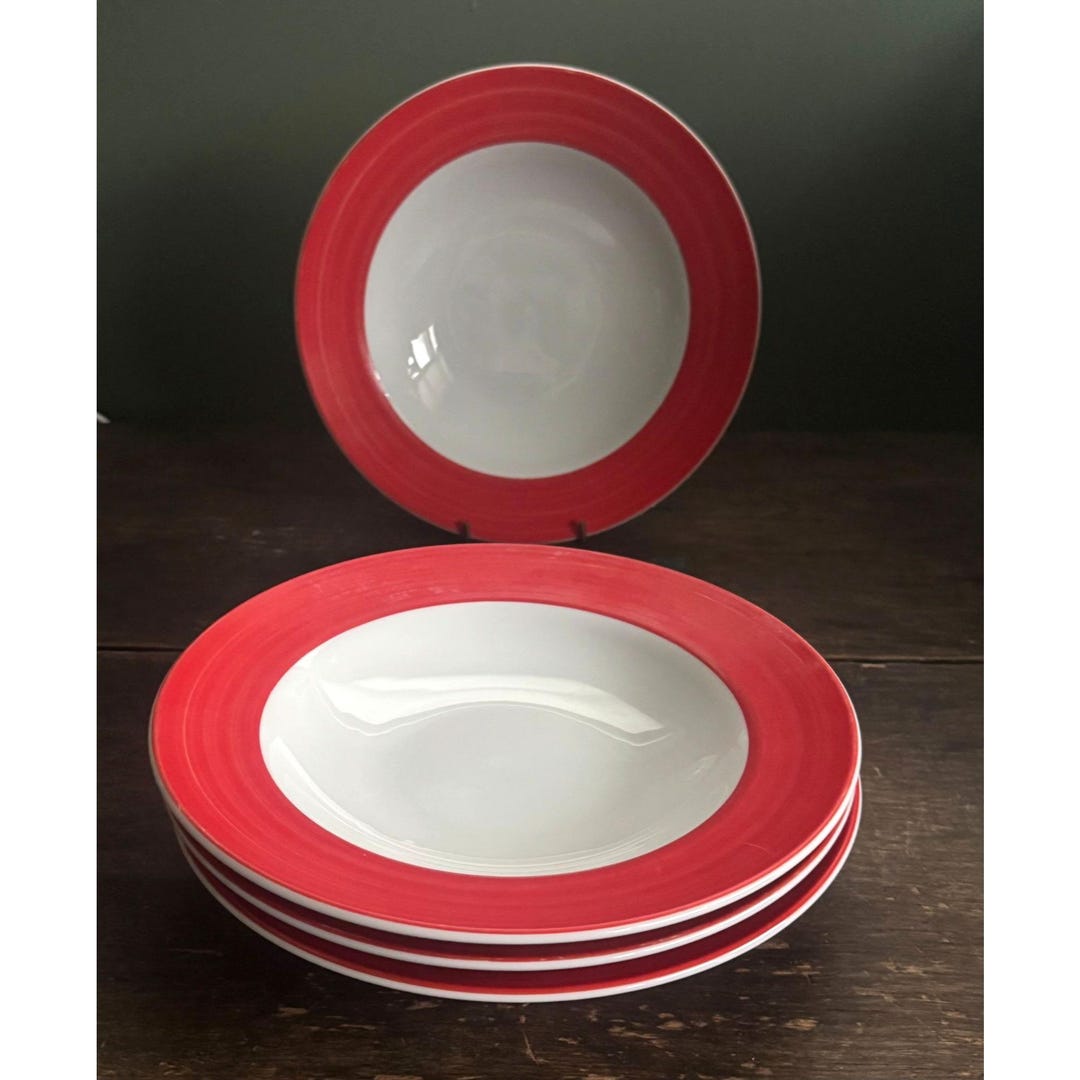 Williams Sonoma Newport Red 9" Bowls Set of 4 Red Rim White Center - Etsy