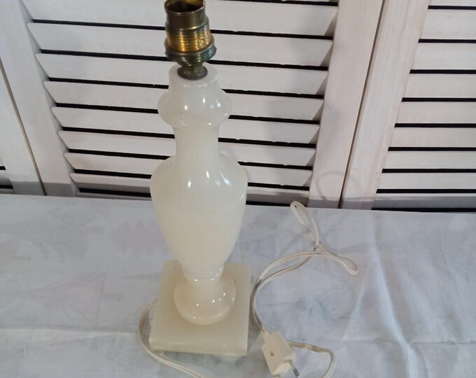 Old Twisted Marble Lamp Base - White Stone Lamp - Vintage Table Lamp ...