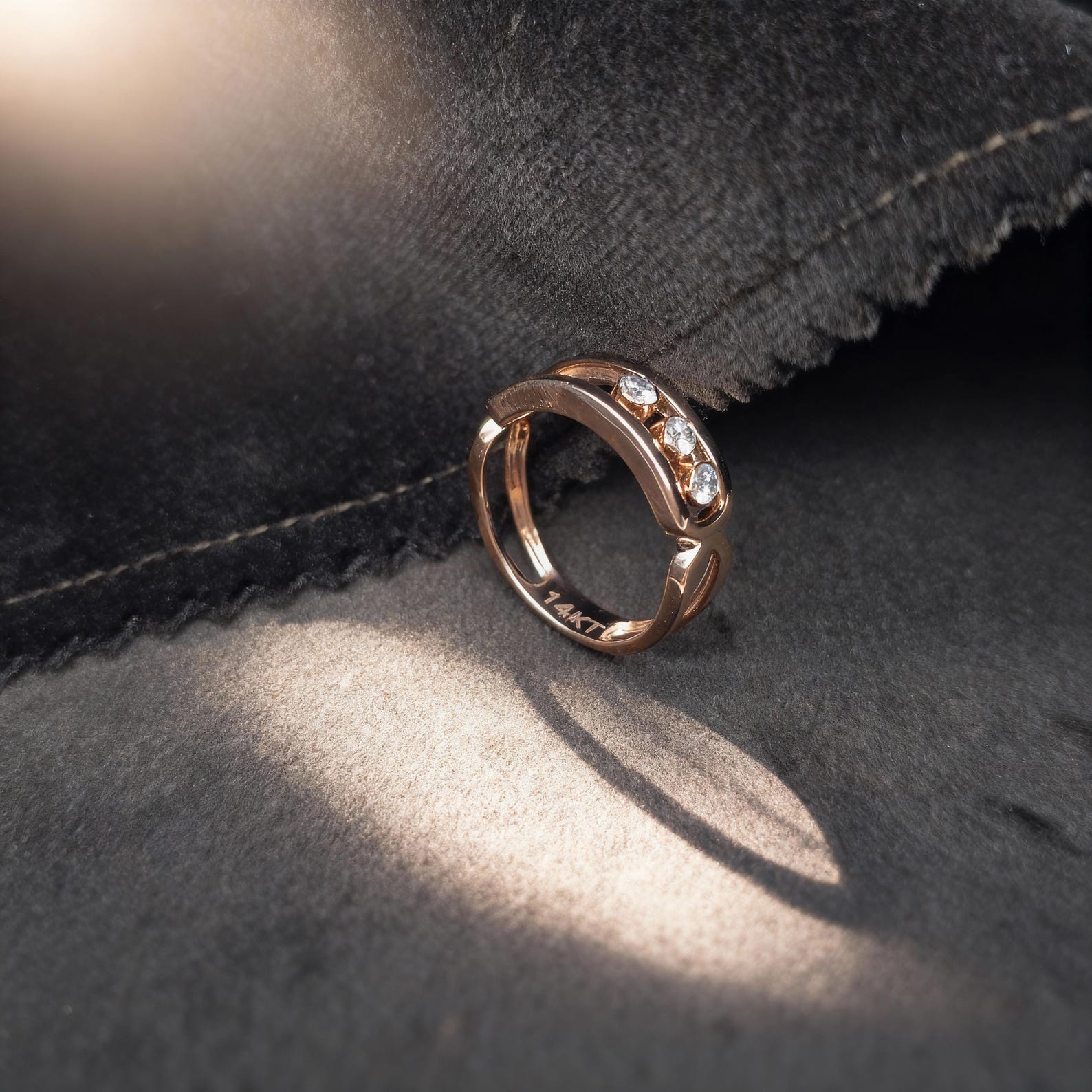 Movable Diamond Ring, Three Stone Spinner Ring - Etsy