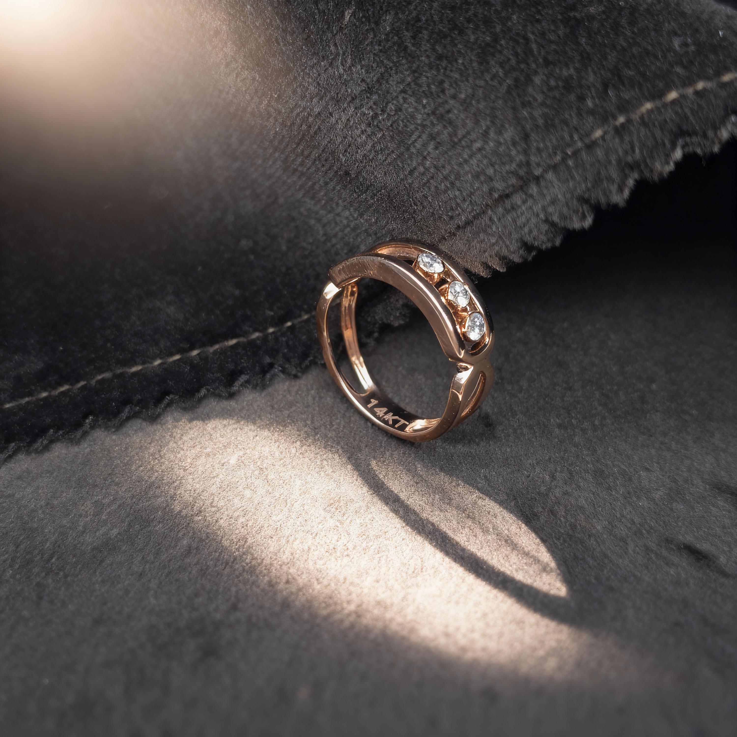 Movable Diamond Ring, Three Stone Spinner Ring - Etsy