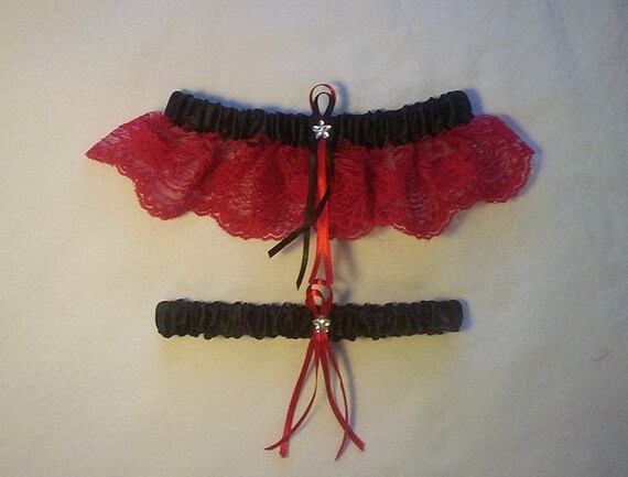 Black Satin / Red Lace 2 Piece Wedding Garter Set 1 to | Etsy