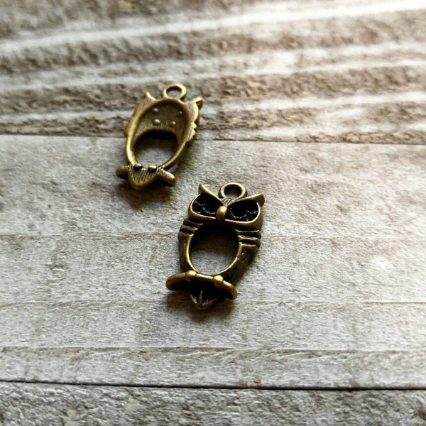 Metal Owl Pendant - Etsy