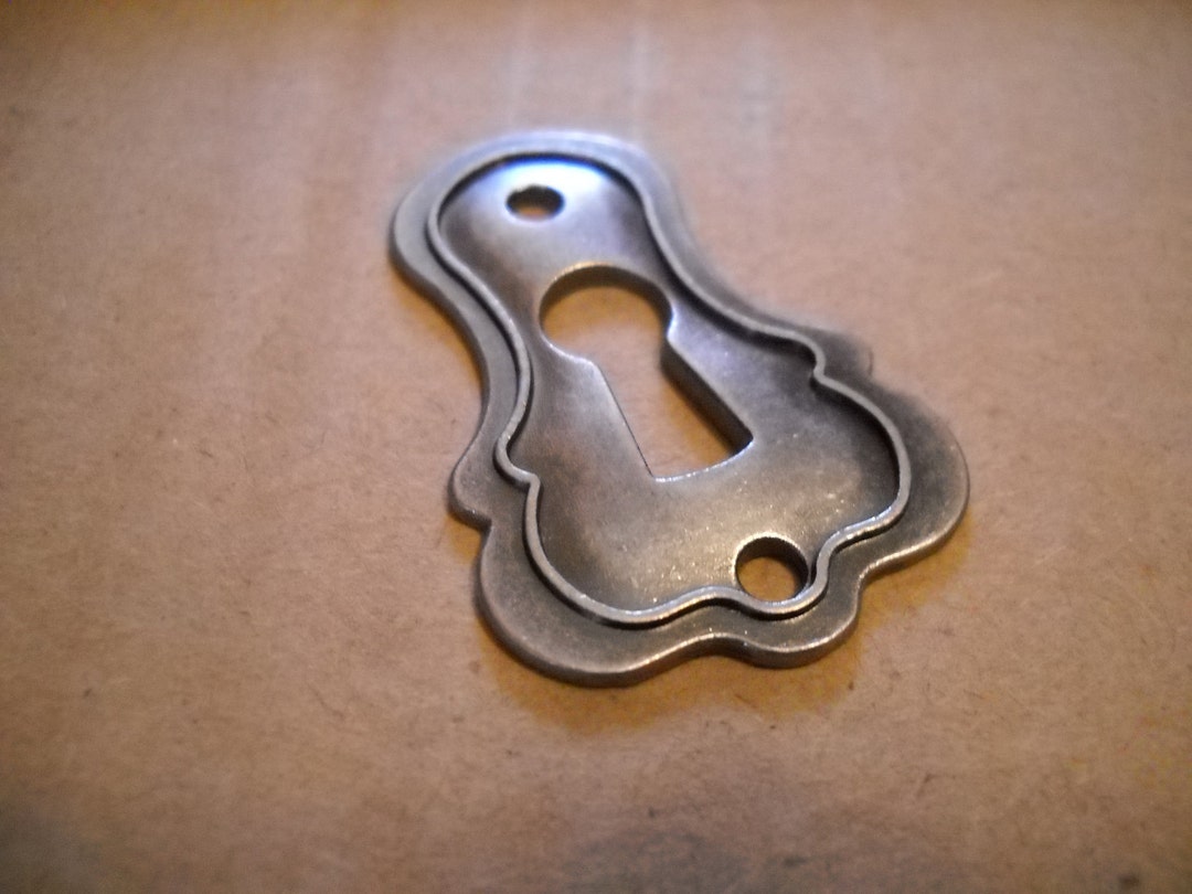 Keyhole Pendant Connector Antiqued Silver Ornate Key Hole Steampunk 1 ...