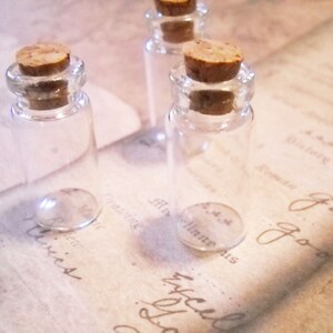 Glass Vials With Corks Glass Bottles for Necklaces Beads Assorted ...