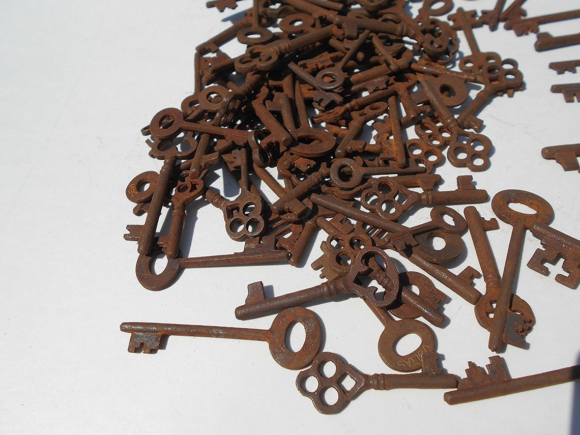 Rusty Metal Keys Vintage Key Pendants 1800s Keys Vintage | Etsy