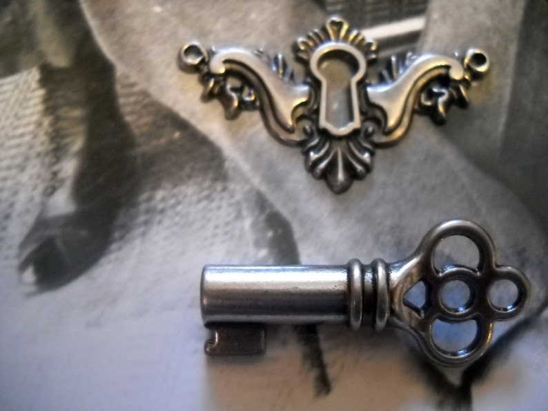 Key Hole Pendants and Matching Skeleton Keys Lock and Key - Etsy
