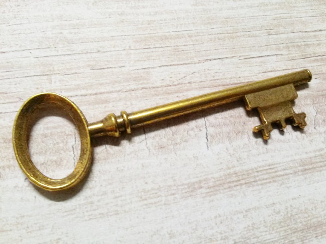 Large Key Pendant Antiqued Gold Key 80mm 3.14" Large Skeleton Key ...