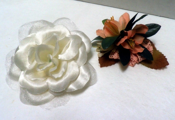 handmade PINS, silk flower pins, romantic jewelry, lo… - Gem