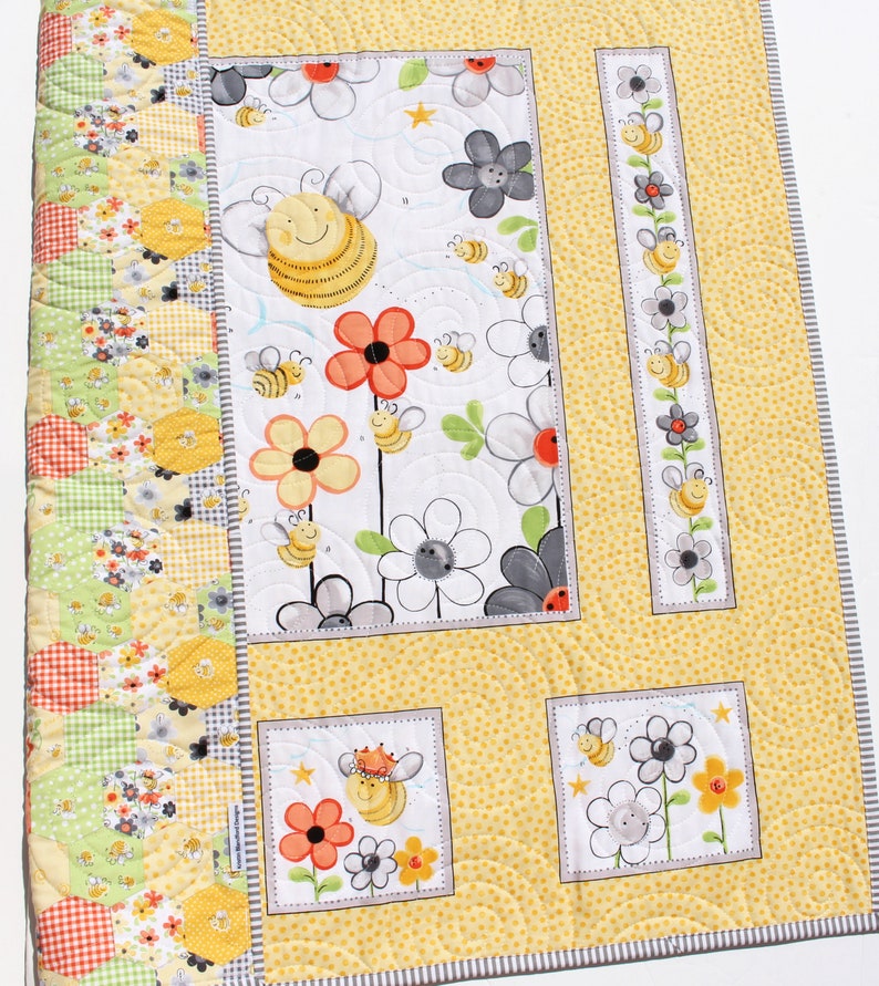Baby Quilt Bee Baby Blanket Honeybee Floral Bedding Gender Neutral ...