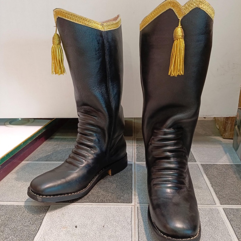 Vintage Boots Embroidered - Etsy