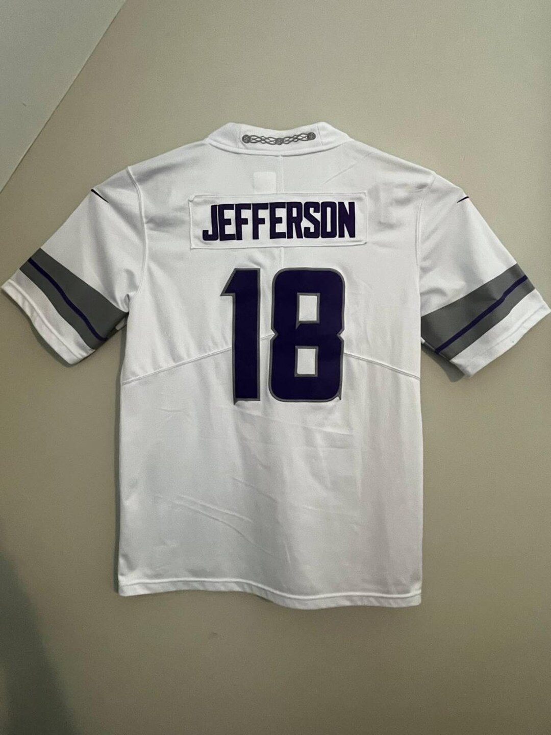 Invisible Magnetic Jersey Display Mount - for Football Soccer Baseball ...