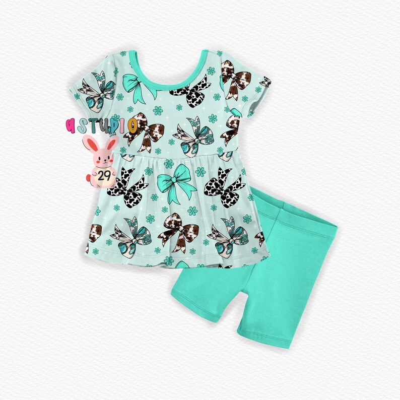 Western Bow Concho Cow Print Seamless Pattern Cowgirl Digital Paper ...