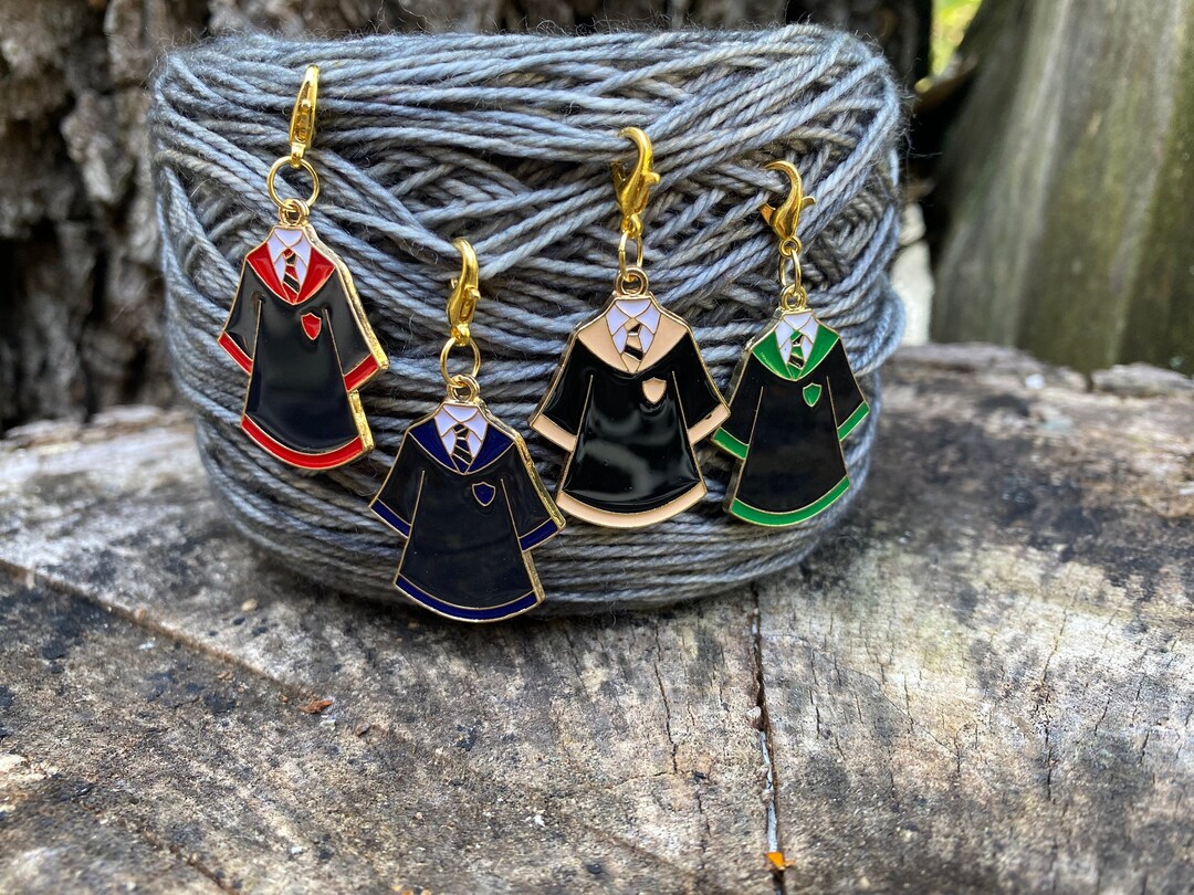 Witch & Wizard School House Robe Progress Keeper, Purse Charm, Zipper ...