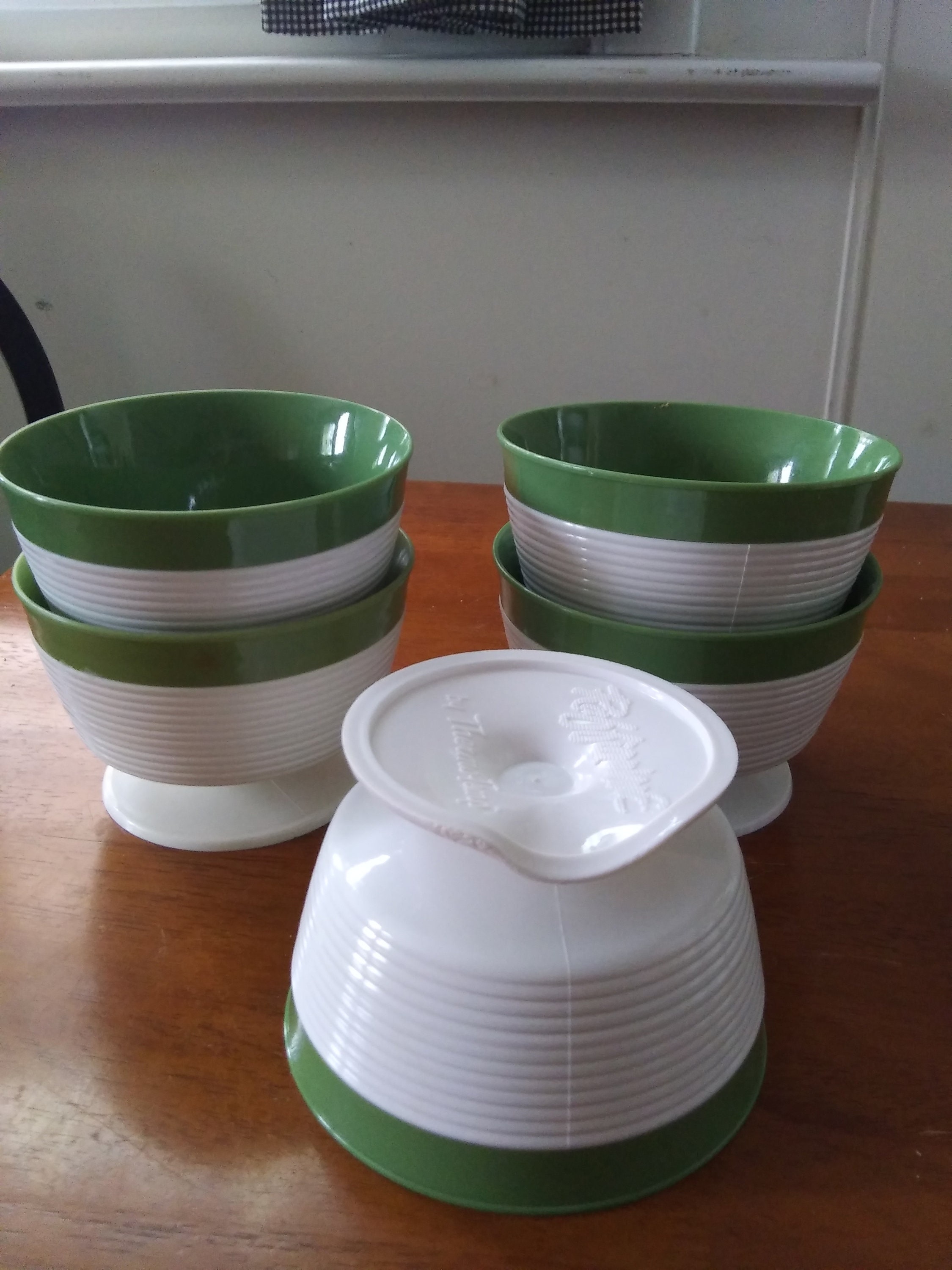 Vintage 1960's Raffiaware Thermo-temp Green Pedestal Dessert Bowl Set ...
