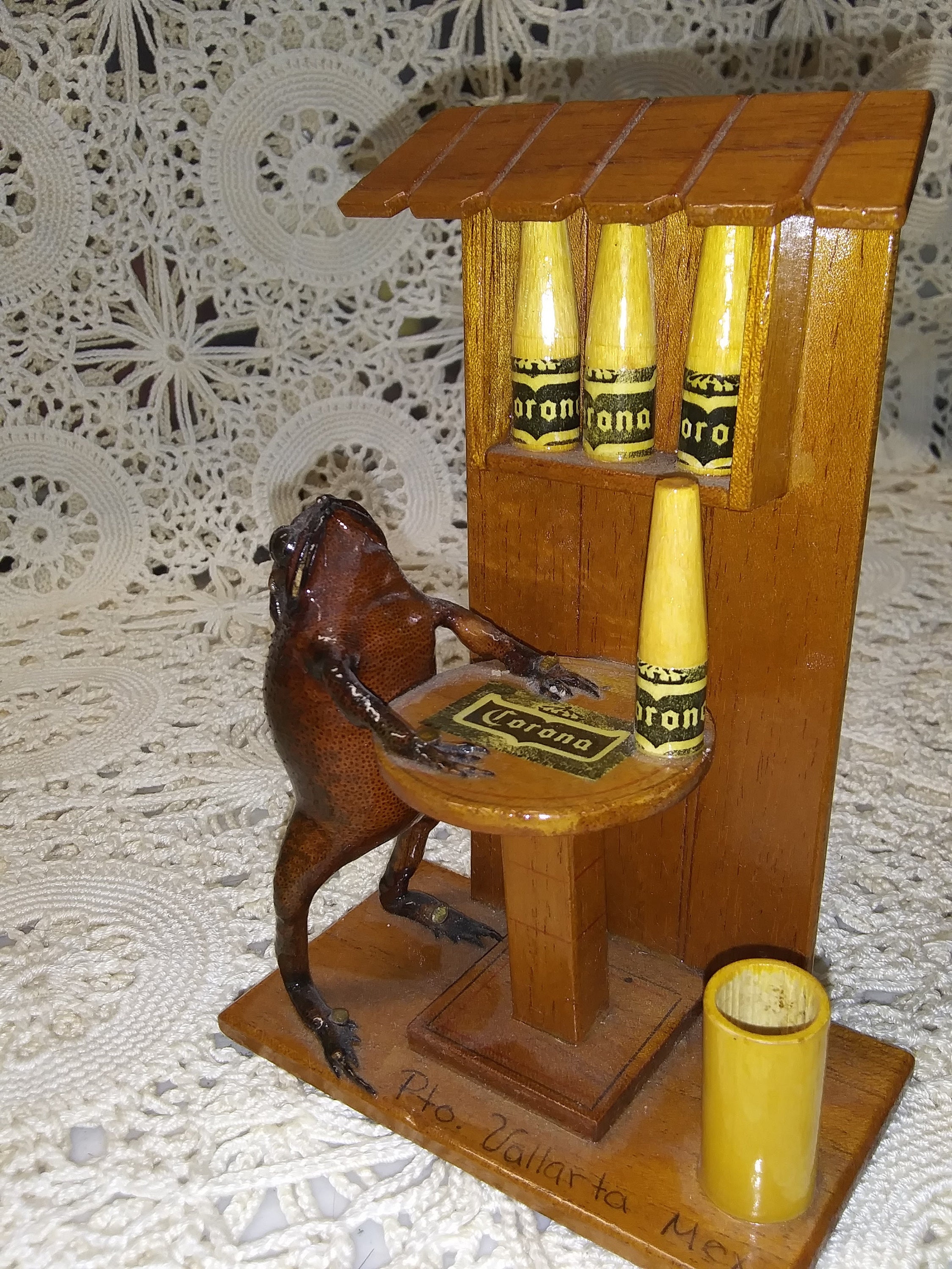 Vintage Taxidermy Cane Toad at Corona Beer Bar - Etsy