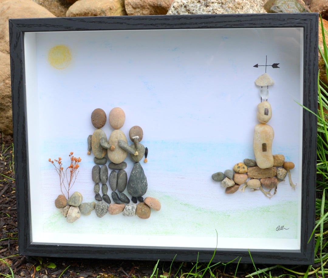 Pebble Art - Family at Sea With Lighthouse - Etsy Canada