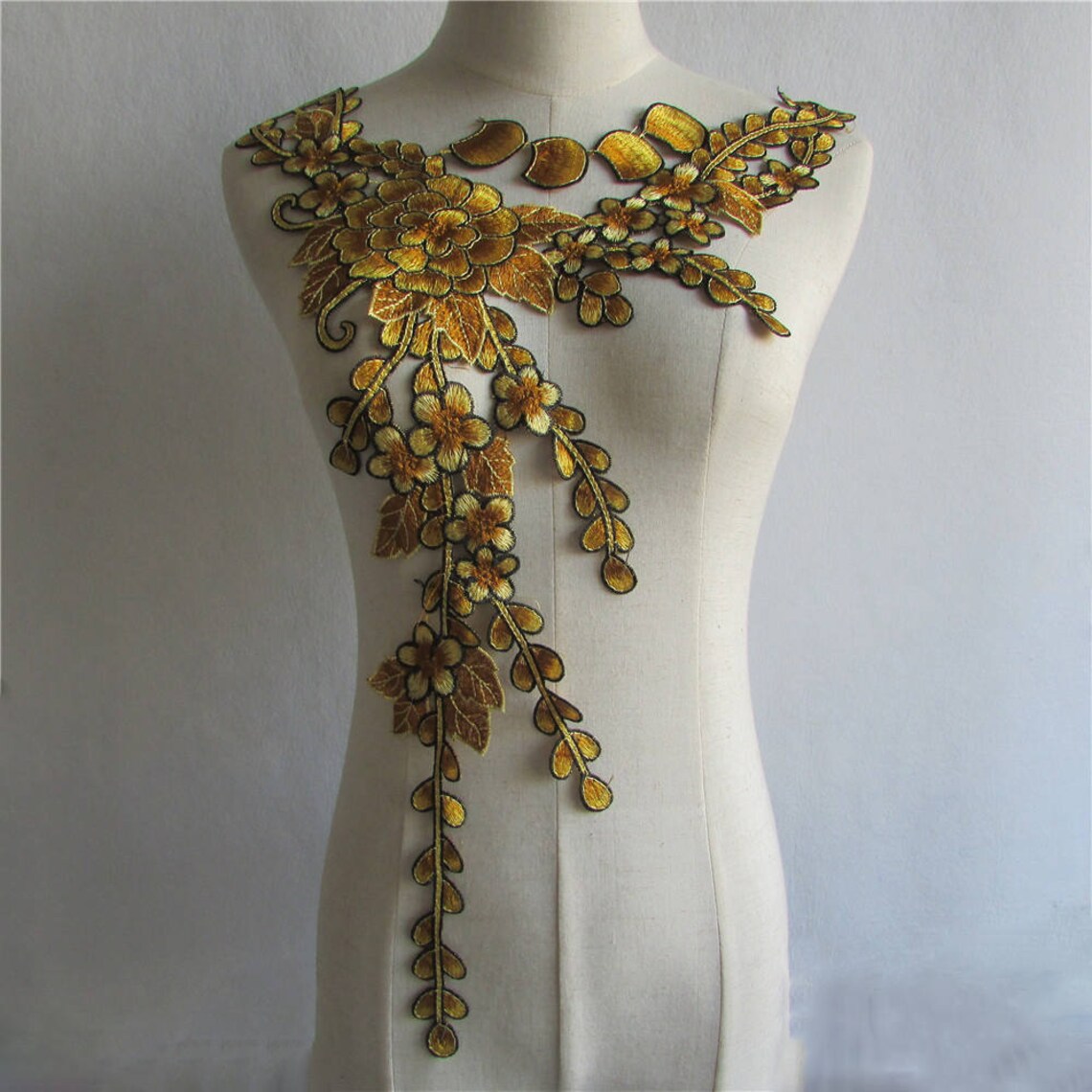 Light Brown Flowers Collar Craft Floral Embroidered Applique Trim ...